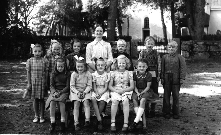 Skolkort från Askeryds skola 1948.jpg?w=768