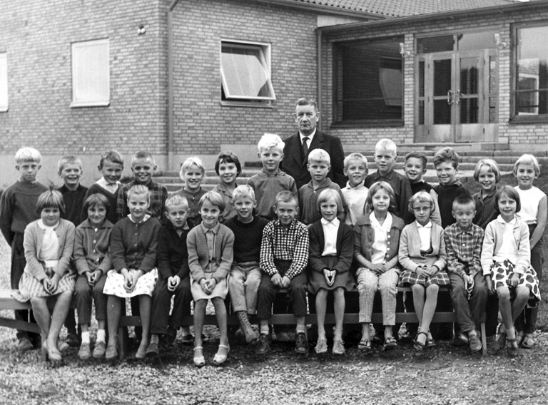 17-07-1960-Edane nya skola-Klass 3-02