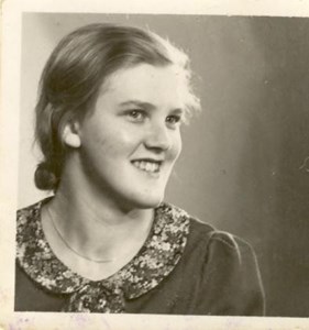 Steninge, Maria Blom