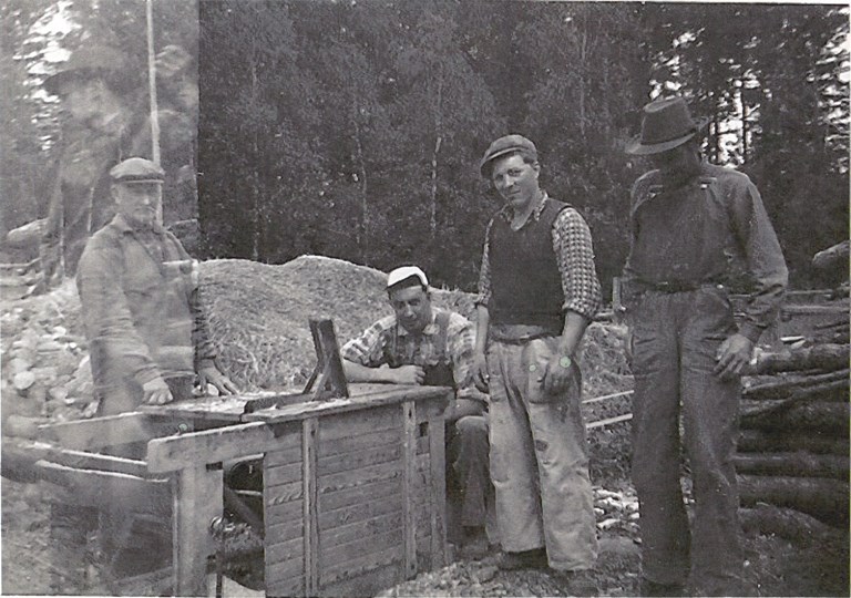 Vedkapning vid Bulltorp Såg